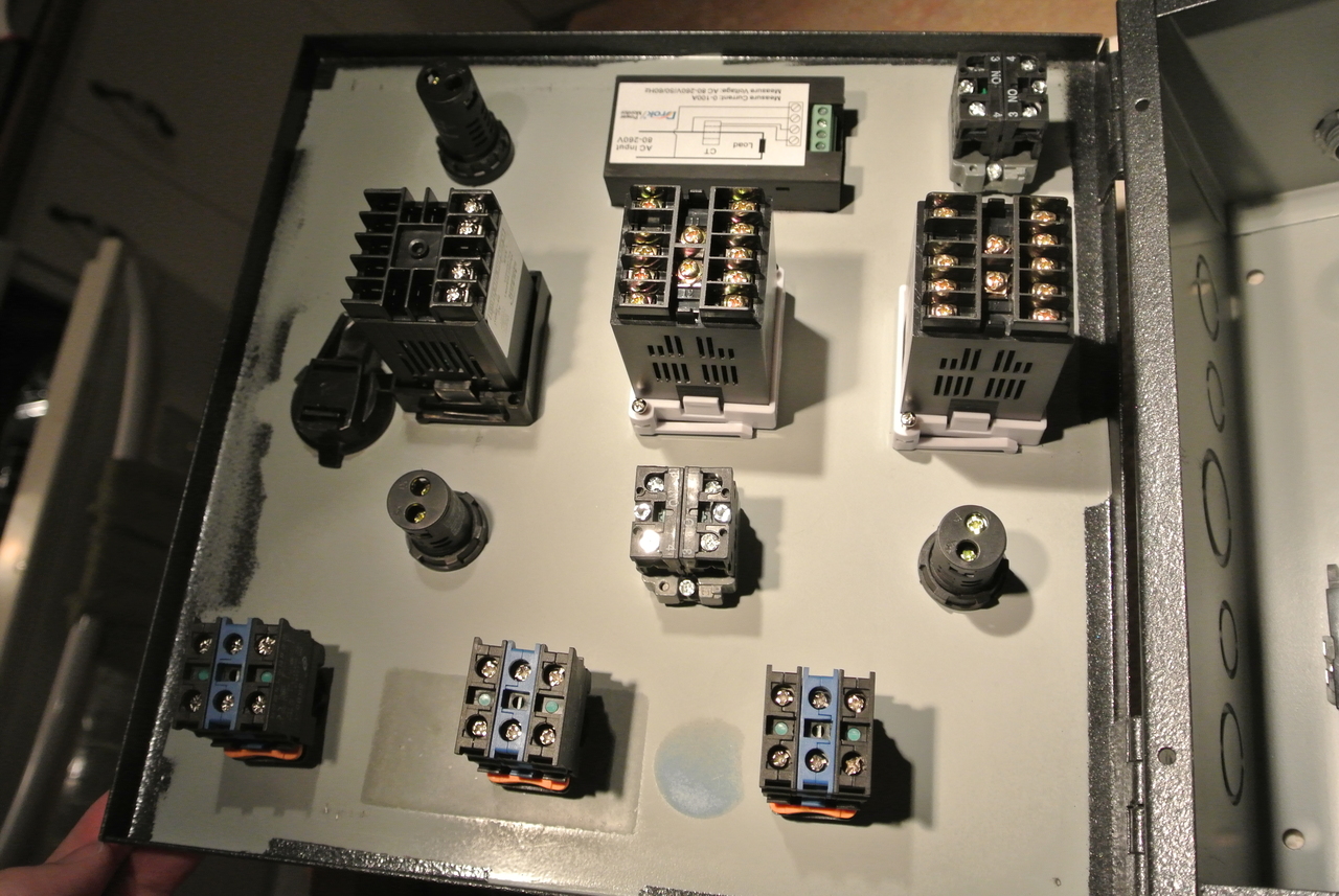 How to build a Brewing Control Panel – HERMS 240V 30 AMP | SkrilNetz
